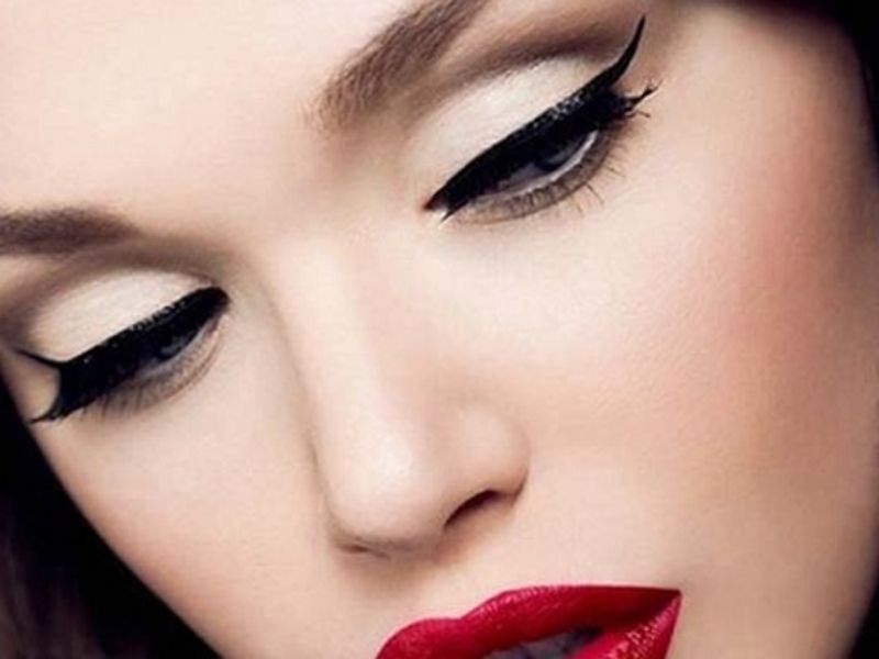 Trang điểm mắt mèo làm mới cho khuôn mặt - Australis Cosmetics Việt Nam